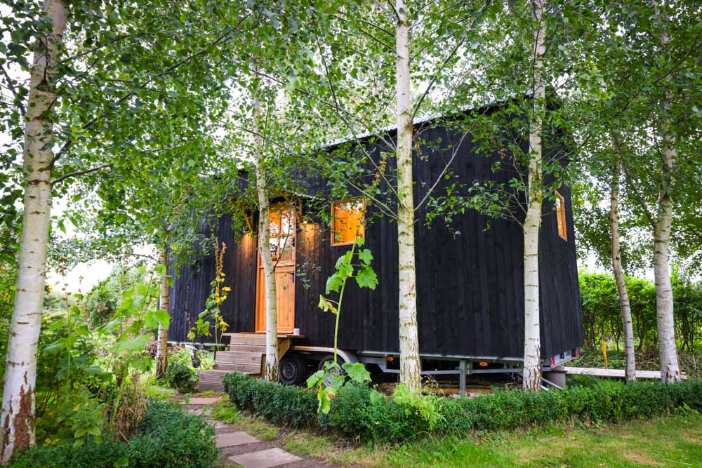 At the Price of a Year's Rent in London, They Constructed this ...