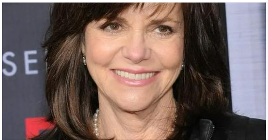 "Embracing Grace: Sally Field's Journey Through Aging in Hollywood ...