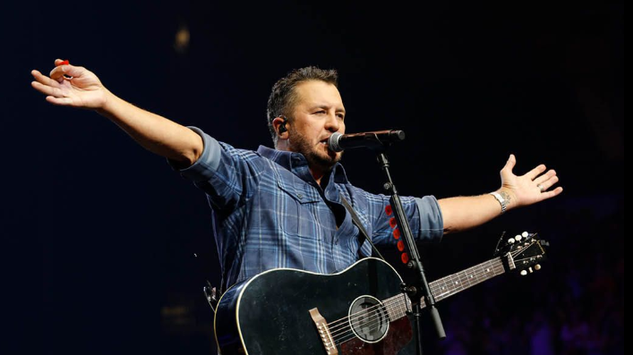 Luke Bryan Moves 'American Idol' Fans to Tears with Heartfelt ...